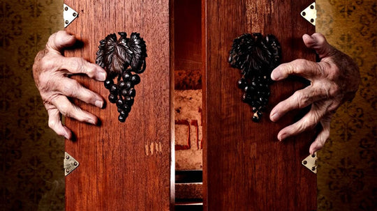5 Bizarre Possessed Objects – Hammer Films